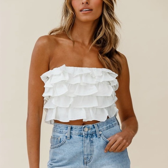 Tops | New White Tiered Ruffle Strapless Top | Poshmark